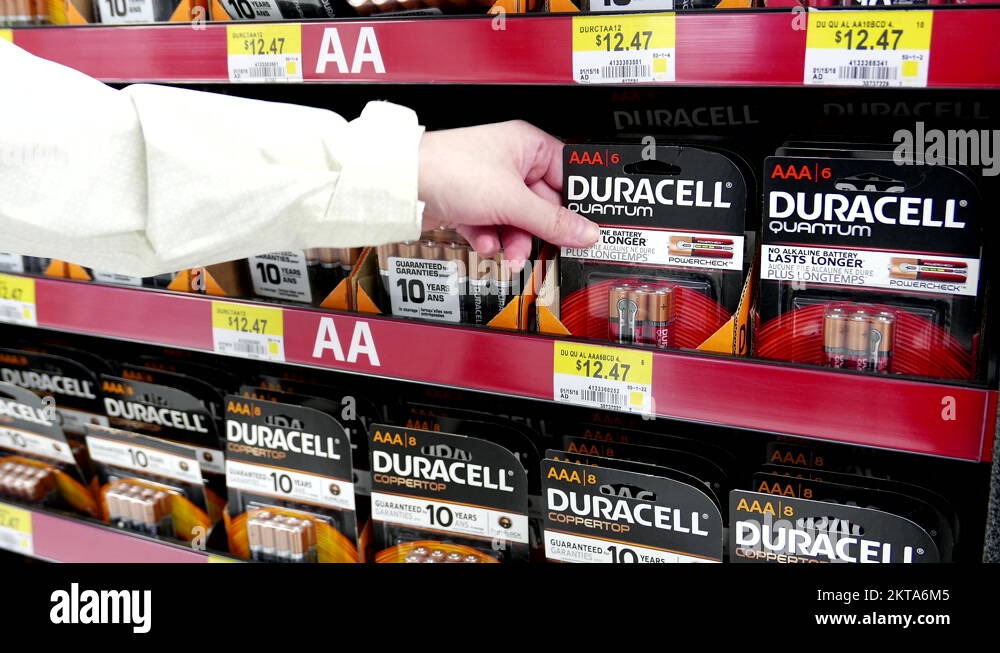 Duracell battery Stock Videos & Footage - HD and 4K Video Clips - Alamy