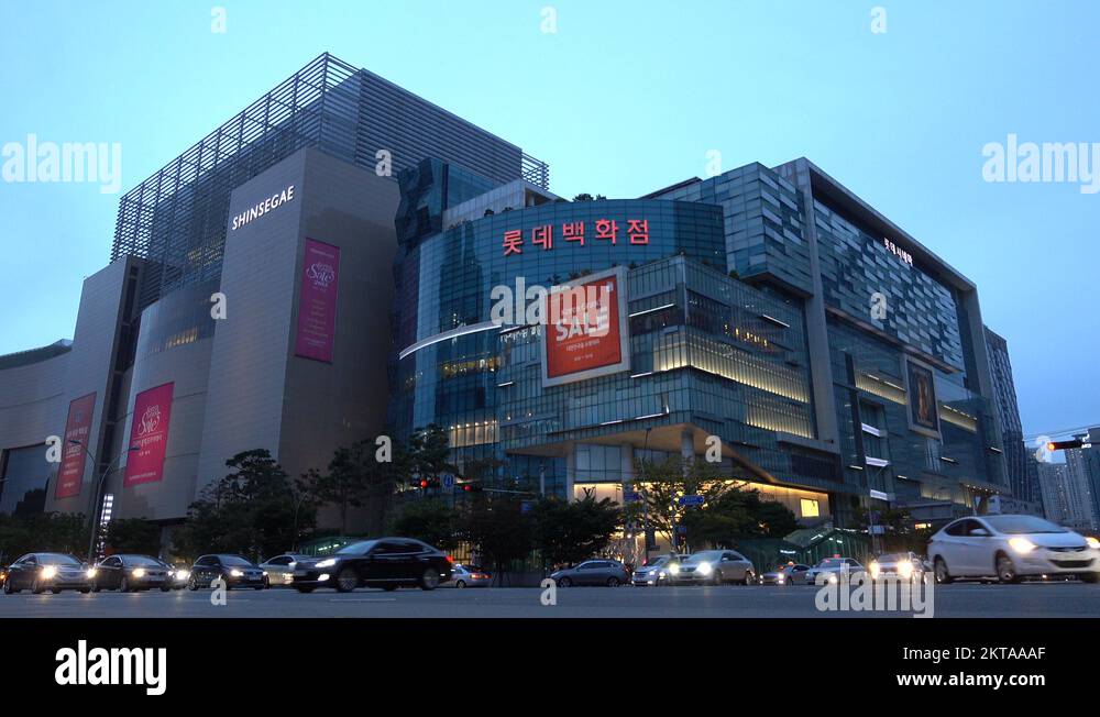Shinsegae korea Stock Videos & Footage - HD and 4K Video Clips - Alamy