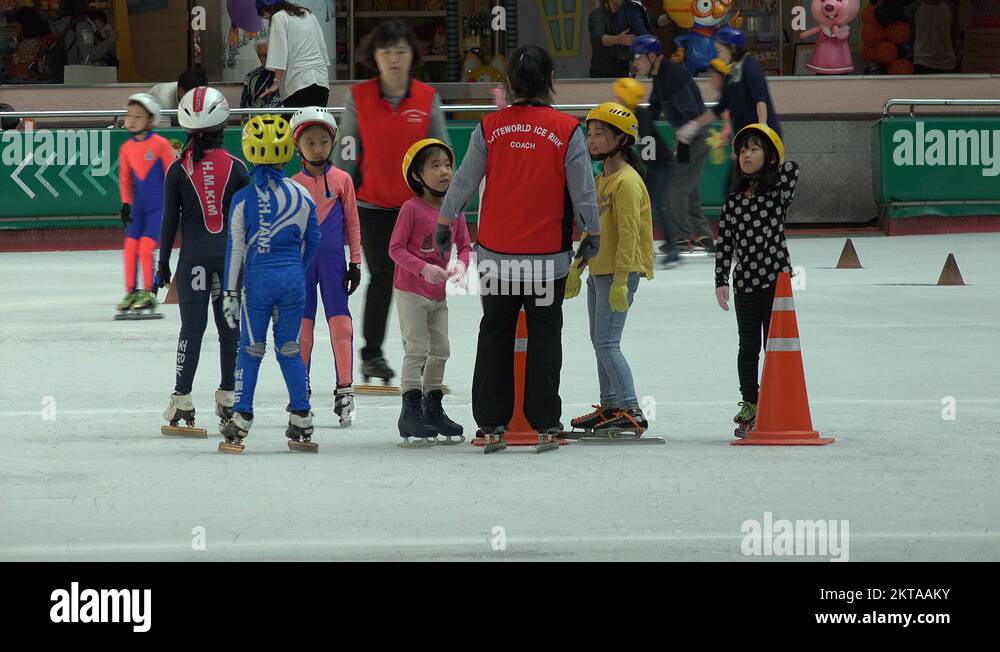 Ice skate track Stock Videos & Footage - HD and 4K Video Clips - Alamy