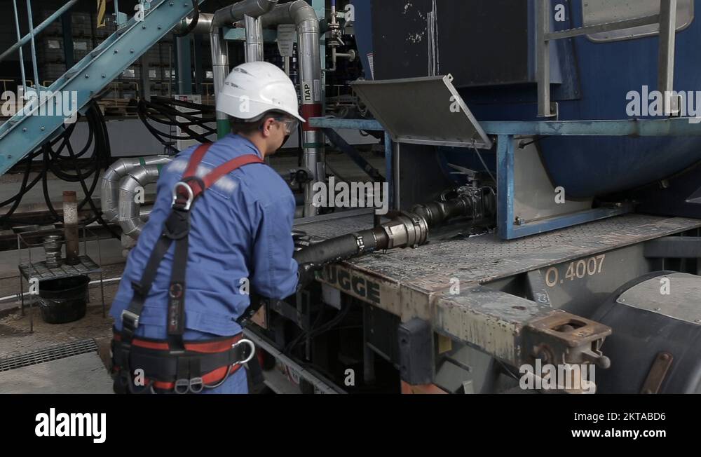 Tank loading station Stock Videos & Footage - HD and 4K Video Clips - Alamy