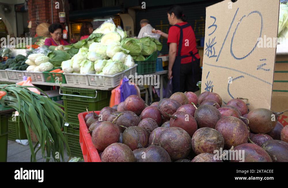 Taipei local market Stock Videos & Footage - HD and 4K Video Clips - Alamy