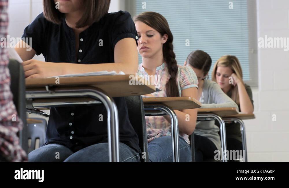 Student texting in class Stock Videos & Footage - HD and 4K Video Clips ...