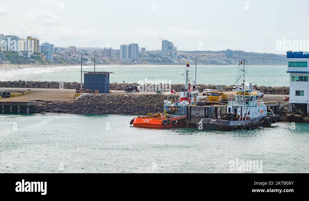 Tug boats in port Stock Videos & Footage - HD and 4K Video Clips - Alamy