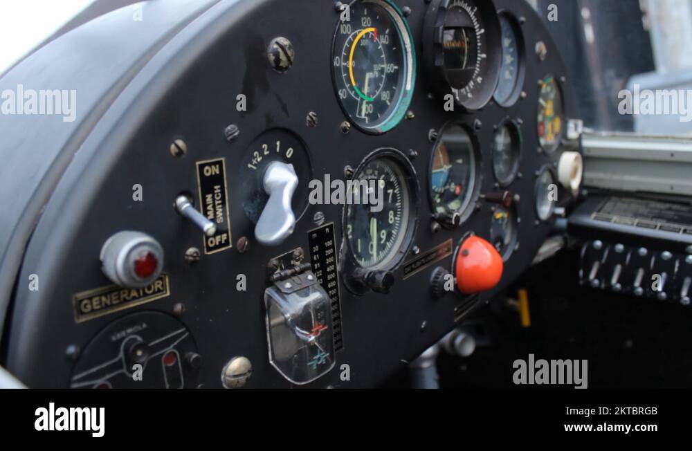 Sail plane cockpit Stock Videos & Footage - HD and 4K Video Clips - Alamy