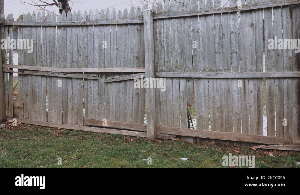 Broken picket fence Stock Videos & Footage - HD and 4K Video Clips - Alamy