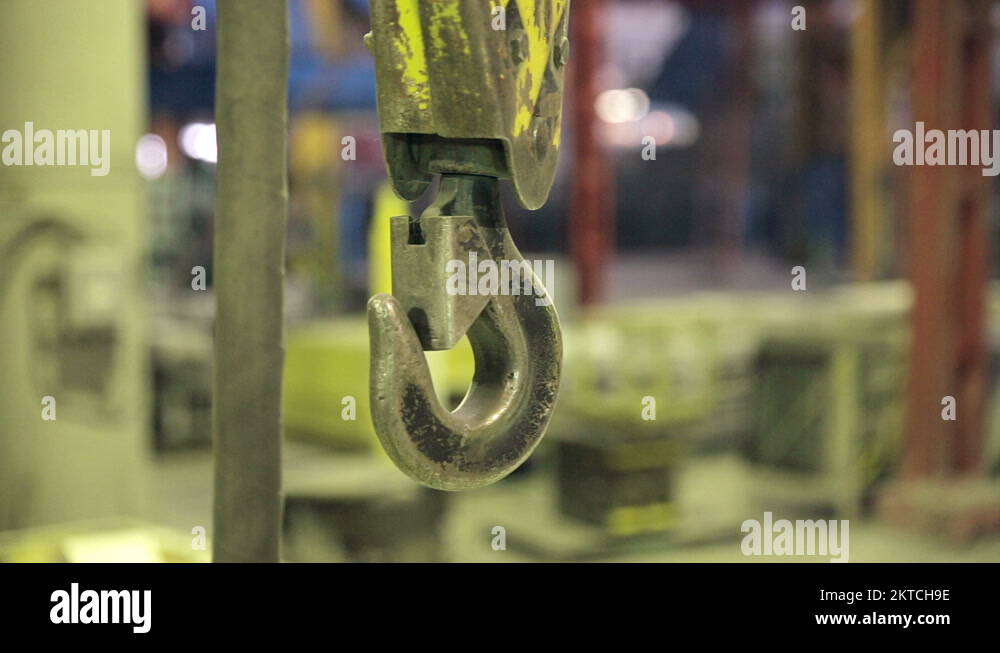 Luffing cable Stock Videos & Footage - HD and 4K Video Clips - Alamy