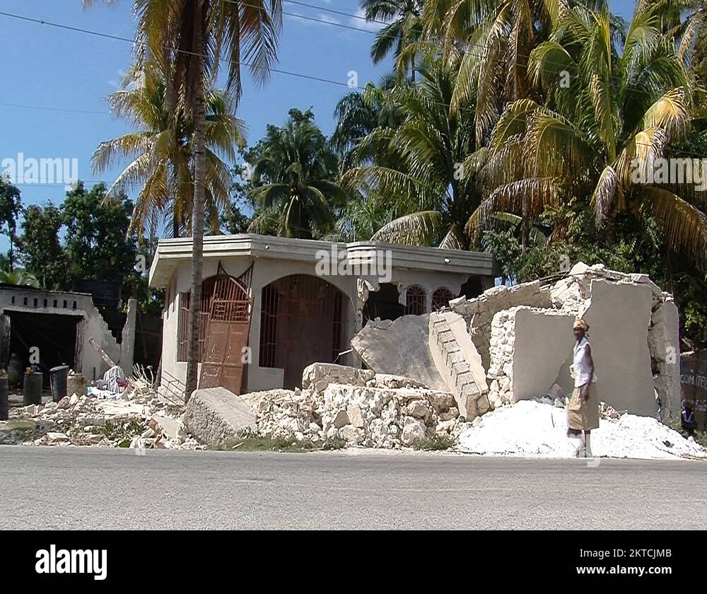 Crumbling home Stock Videos & Footage - HD and 4K Video Clips - Alamy