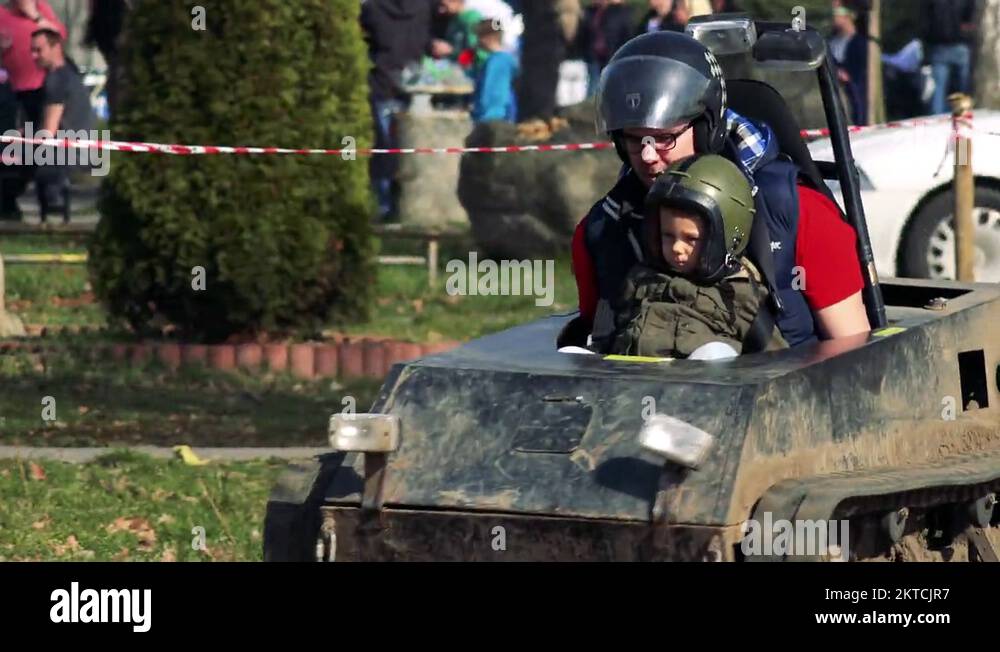 Army man with tank Stock Videos & Footage - HD and 4K Video Clips - Alamy