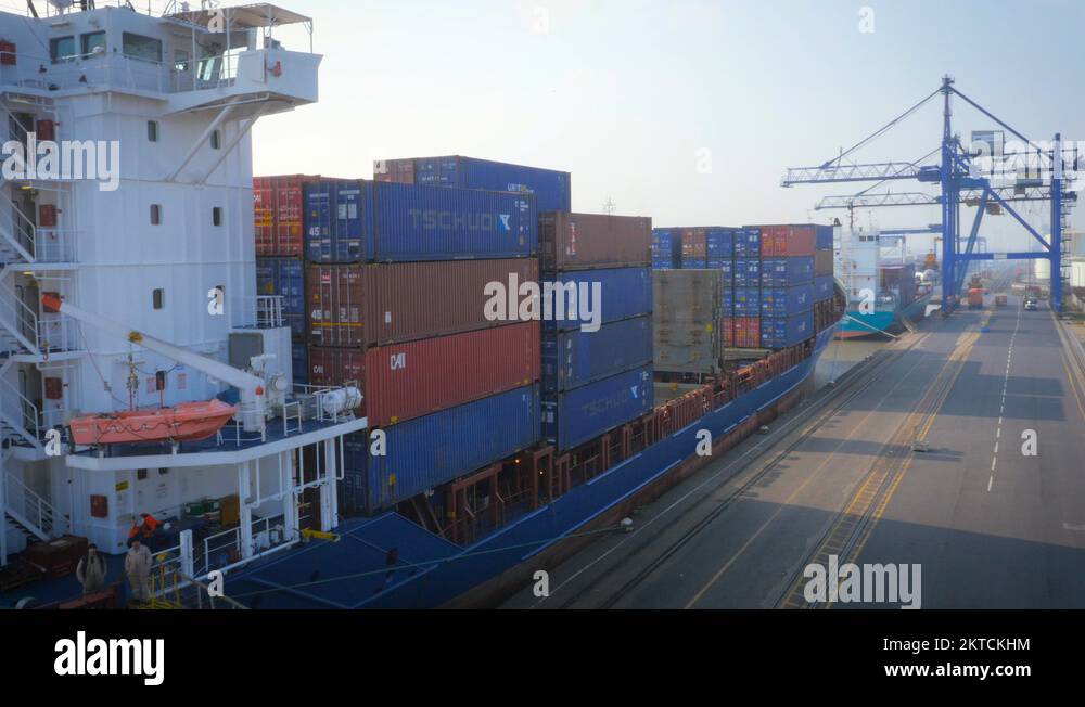 Immingham and docks Stock Videos & Footage - HD and 4K Video Clips - Alamy