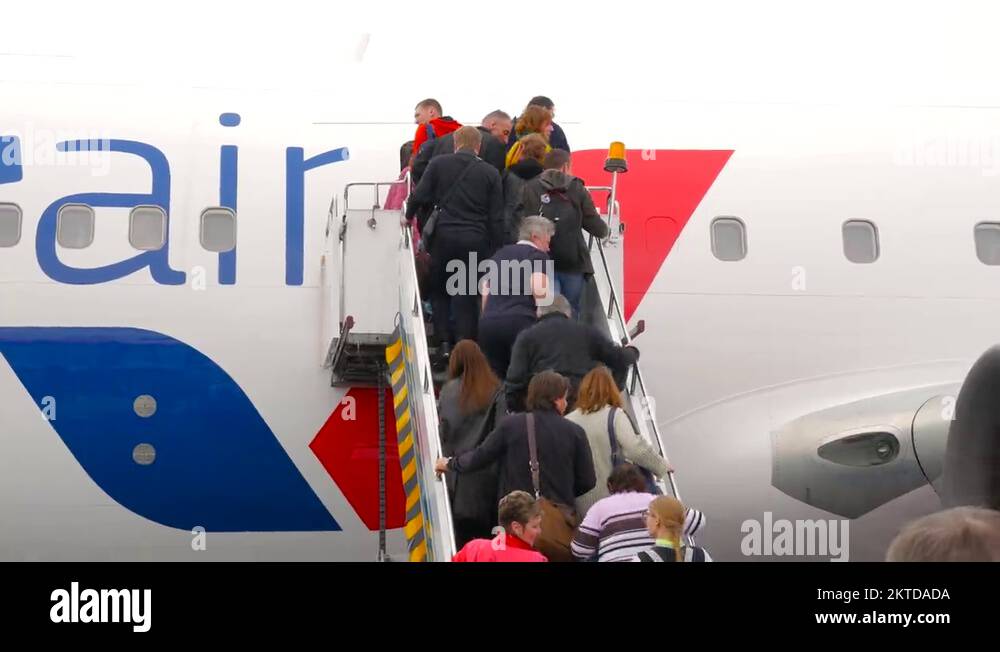 Aircraft boarding steps Stock Videos & Footage - HD and 4K Video Clips ...