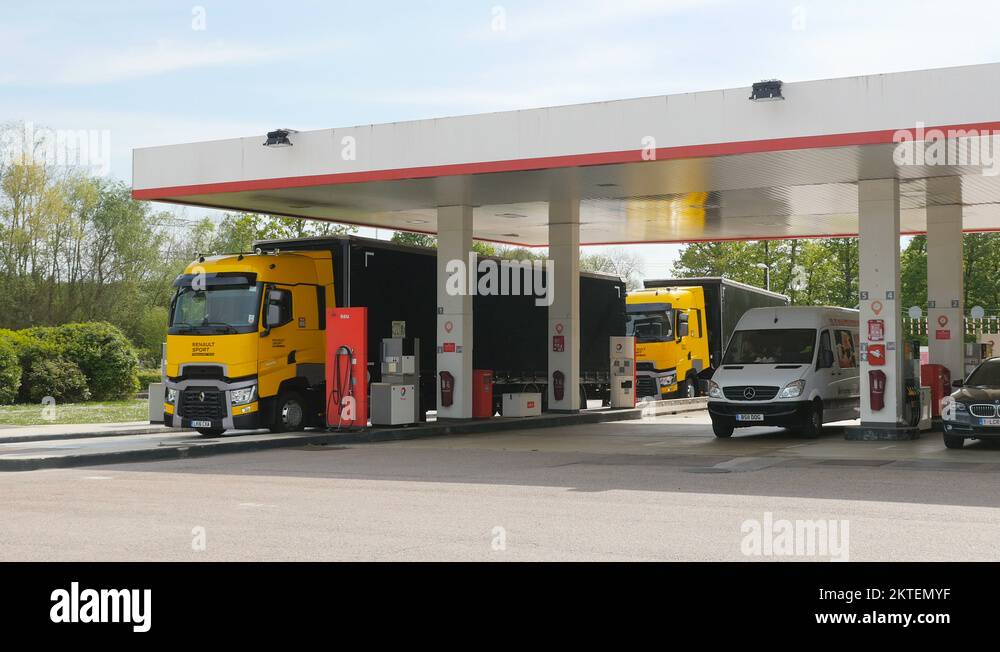 Renault formula one driver Stock Videos & Footage - HD and 4K Video ...