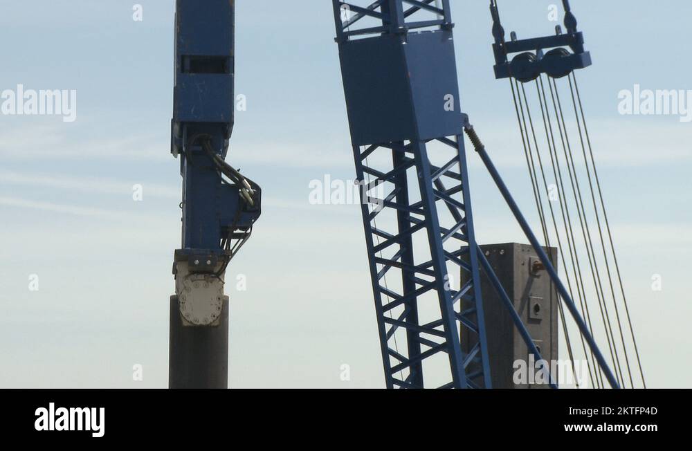 Pile driver operator Stock Videos & Footage - HD and 4K Video Clips - Alamy