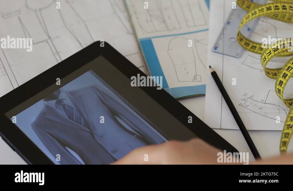 Mens bespoke suits Stock Videos & Footage - HD and 4K Video Clips - Alamy