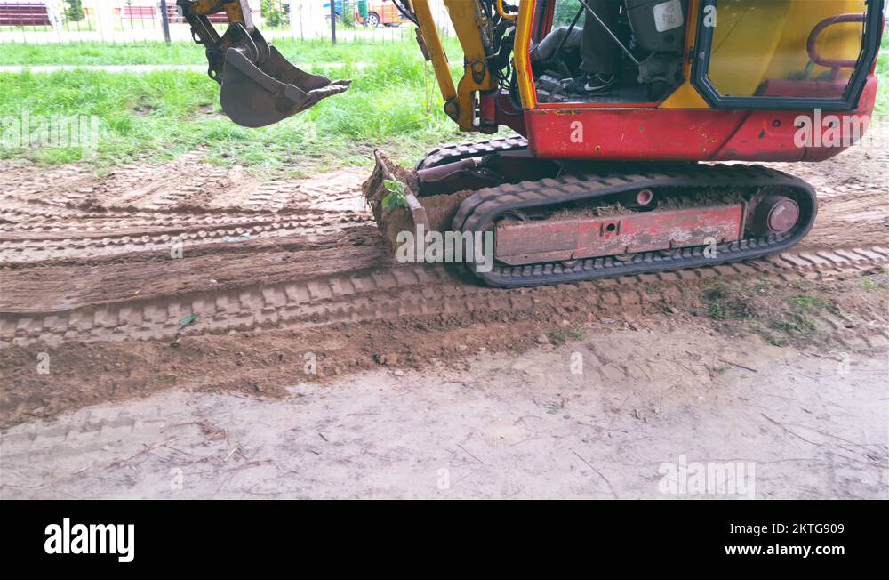 Leveled soil Stock Videos & Footage - HD and 4K Video Clips - Alamy