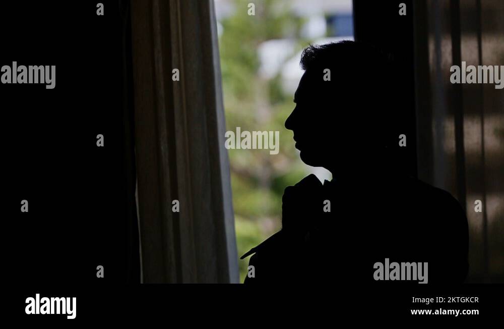 Man tie undone Stock Videos & Footage - HD and 4K Video Clips - Alamy
