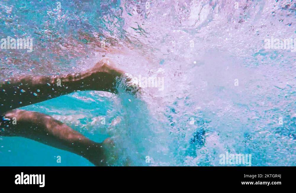 Underwater crossing Stock Videos & Footage - HD and 4K Video Clips - Alamy