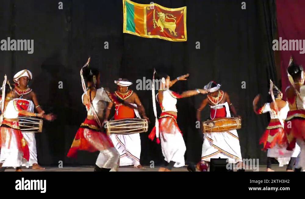 Sri Lankan dancers in traditional costumes perform Stock Video Footage ...