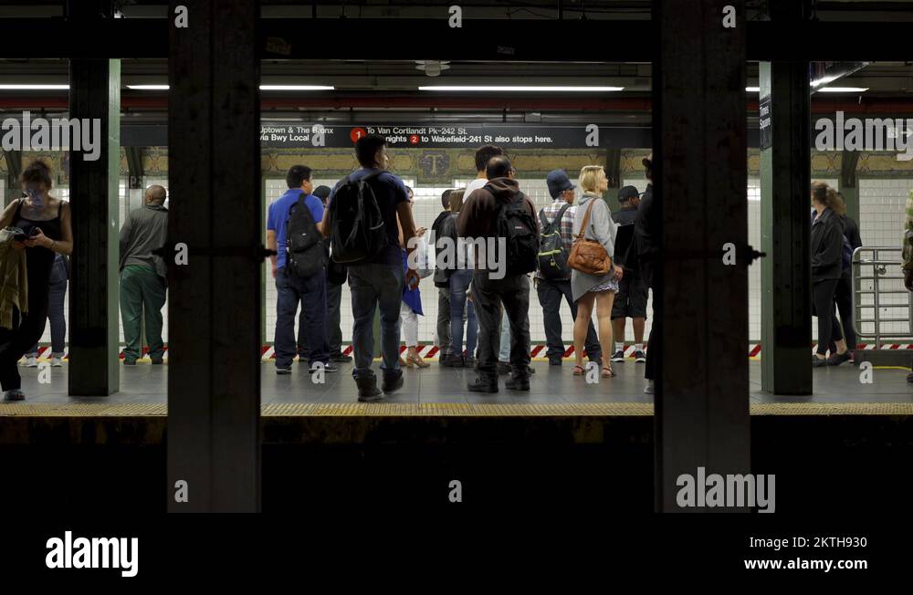 Passengers enter and exit subway train in station of New York City 4k ...