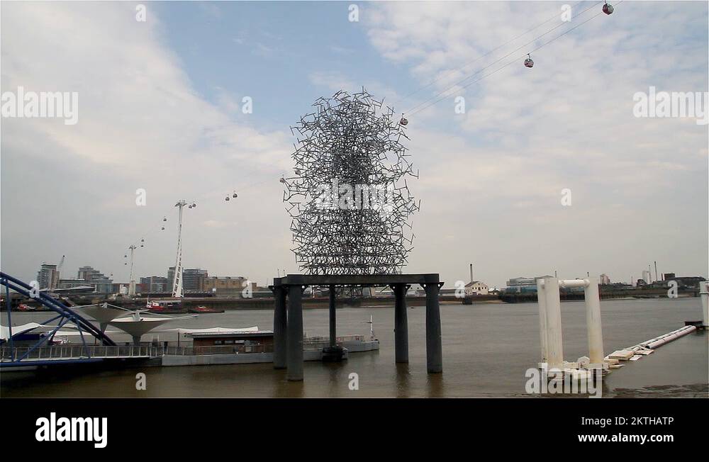 Greenwich sculpture Stock Videos & Footage - HD and 4K Video Clips - Alamy