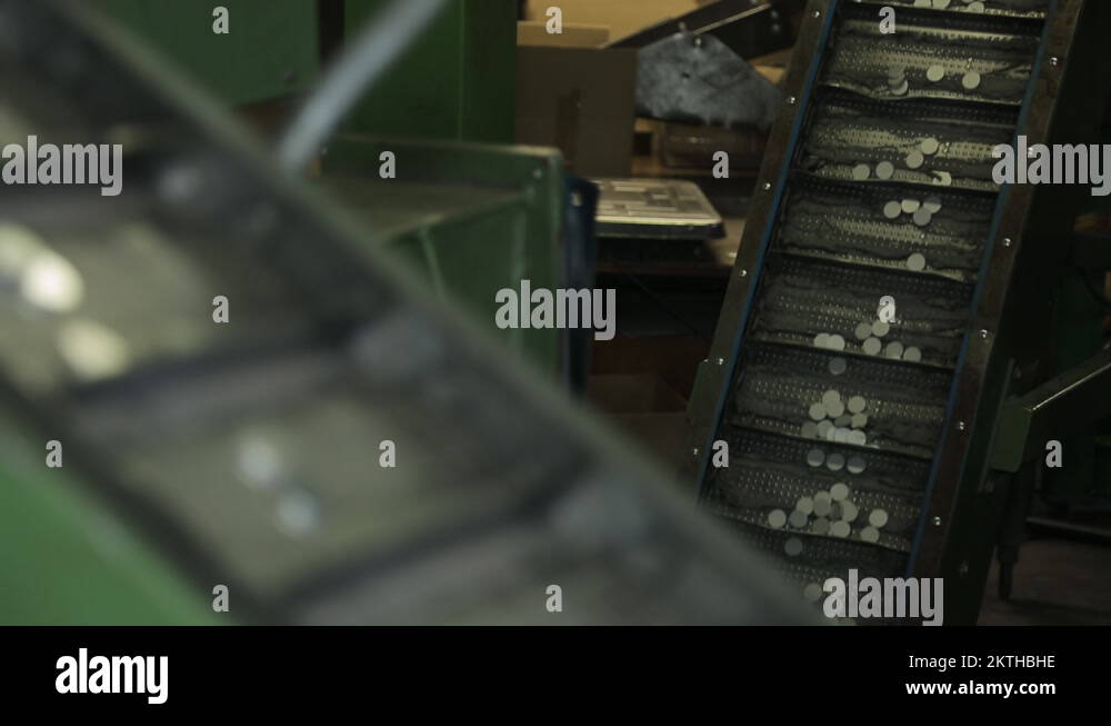 Round billets Stock Videos & Footage - HD and 4K Video Clips - Alamy