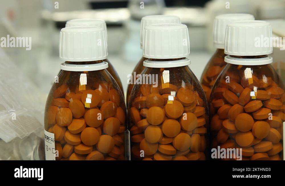 Pallet chair Stock Videos & Footage - HD and 4K Video Clips - Alamy