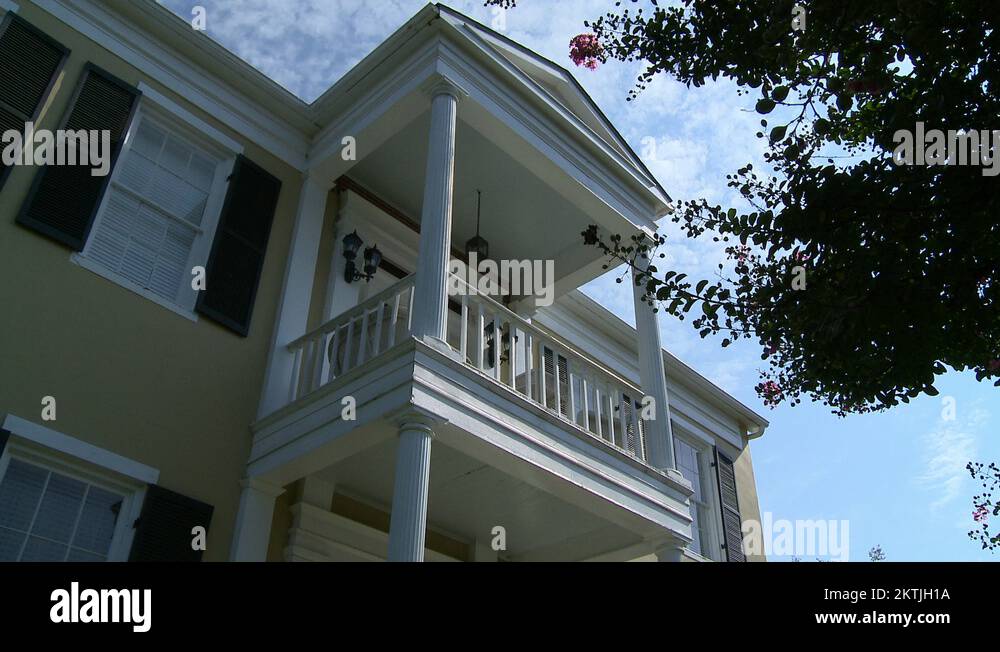Historic old southern mansion Stock Videos & Footage - HD and 4K Video ...