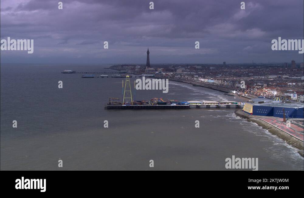 Blackpool fair Stock Videos & Footage - HD and 4K Video Clips - Alamy