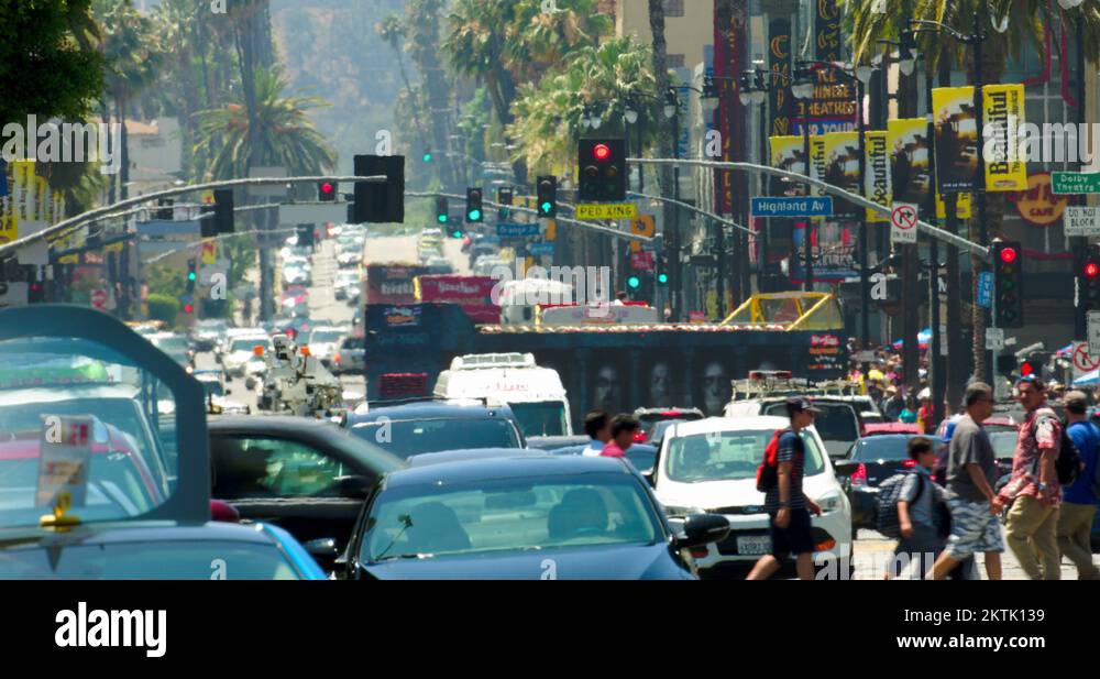 Traffic jam on Hollywood Boulevard during the heat wave in Los Angeles ...