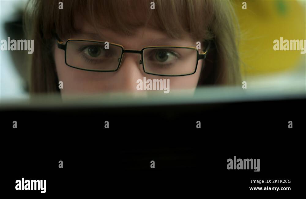 Monitor eyeglasses Stock Videos & Footage - HD and 4K Video Clips - Alamy