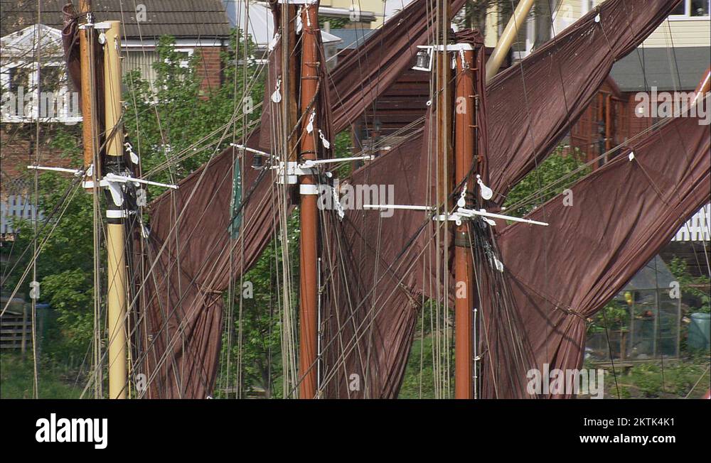 Thames Barges Stock Videos And Footage Hd And 4k Video Clips Alamy