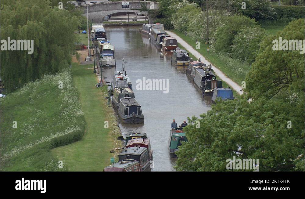 Canals and narrowboats Stock Videos & Footage - HD and 4K Video Clips ...