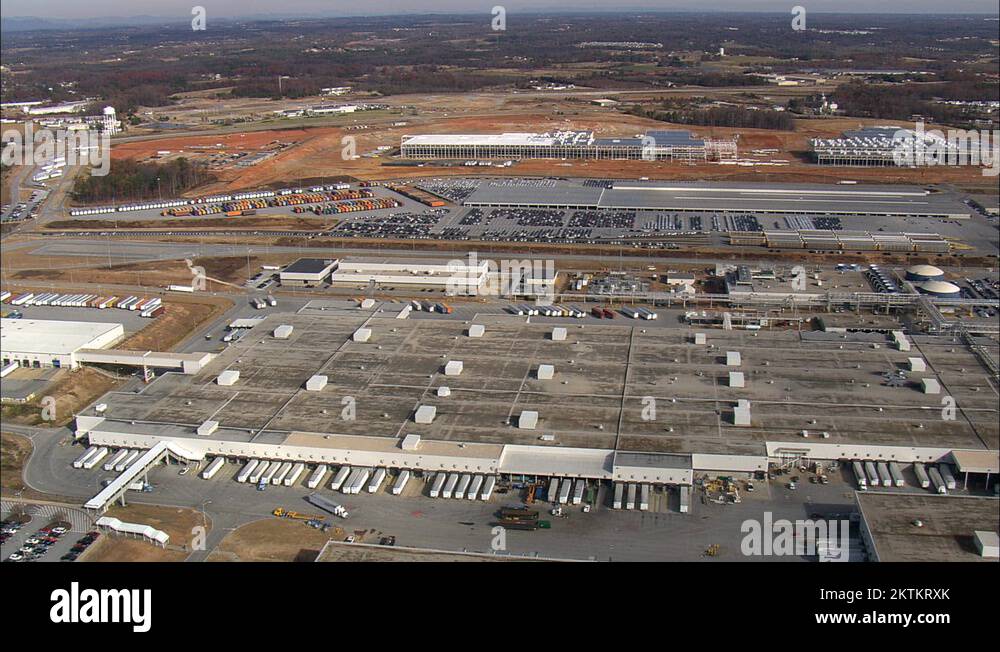 Bmw manufacturing plant Stock Videos & Footage - HD and 4K Video Clips ...