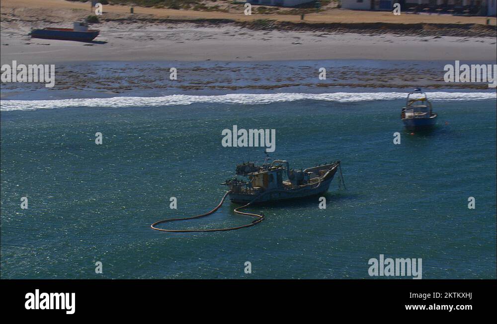 Mining boats Stock Videos & Footage - HD and 4K Video Clips - Alamy