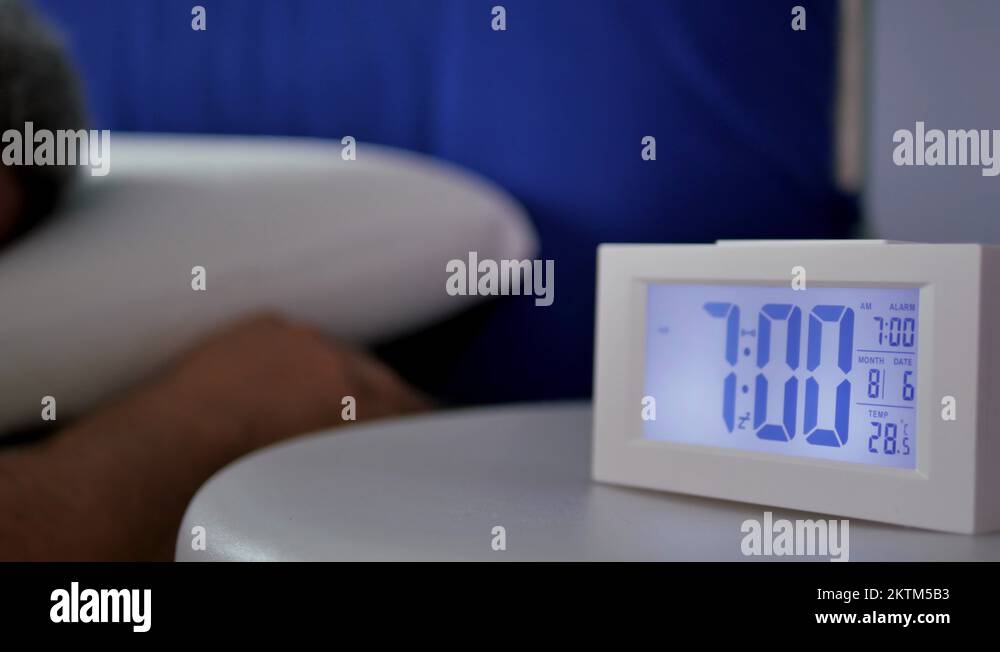 Punching clock Stock Videos & Footage - HD and 4K Video Clips - Alamy