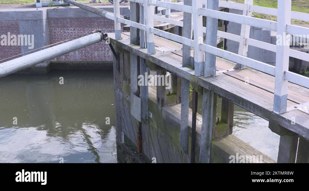 Sea lock gate Stock Videos & Footage - HD and 4K Video Clips - Alamy