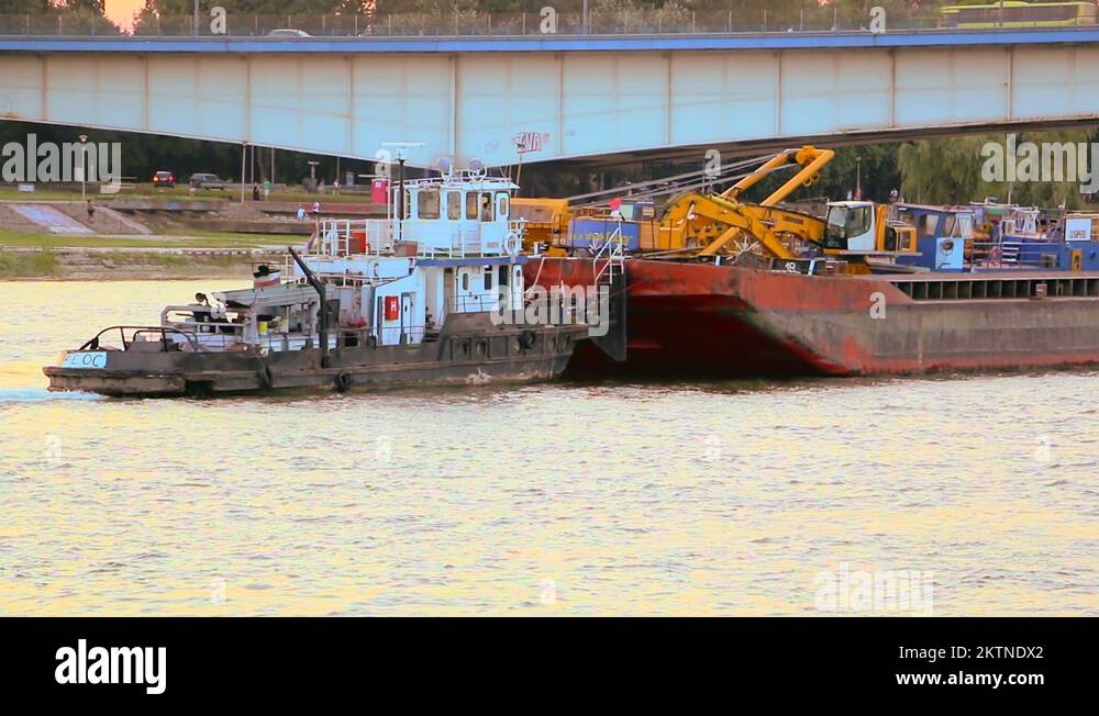 Tugboat pushing ship Stock Videos & Footage - HD and 4K Video Clips - Alamy