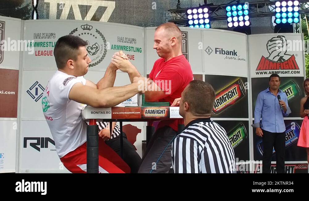 Wrestling fight Stock Videos & Footage - HD and 4K Video Clips - Alamy