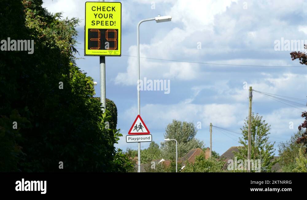 Flashing warning sign Stock Videos & Footage - HD and 4K Video Clips ...