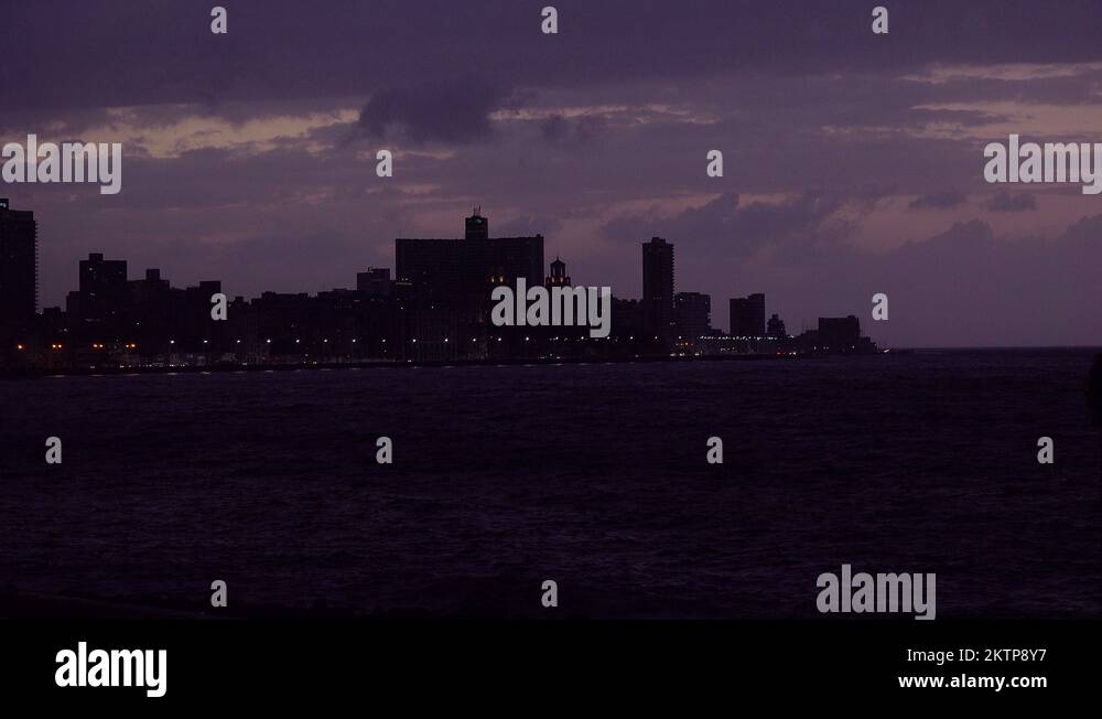 Havana cuba at night Stock Videos & Footage - HD and 4K Video Clips - Alamy