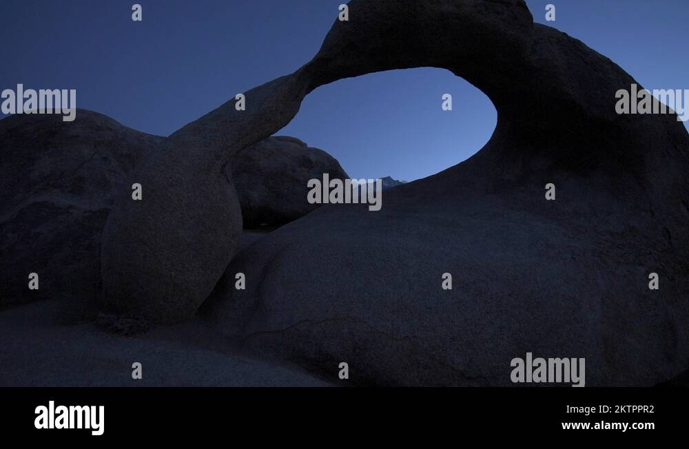 Mobius arch Stock Videos & Footage - HD and 4K Video Clips - Alamy
