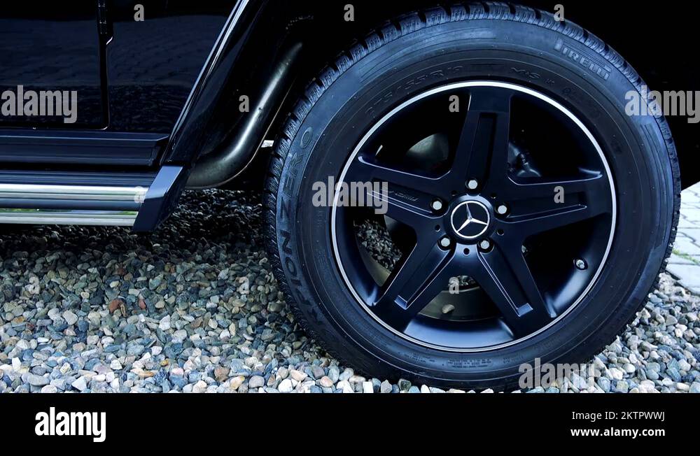 Mercedes wheel and tyre Stock Videos & Footage - HD and 4K Video Clips ...
