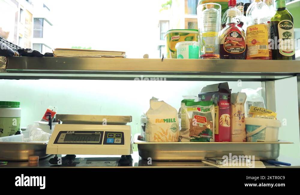 Spices scale Stock Videos & Footage - HD and 4K Video Clips - Alamy