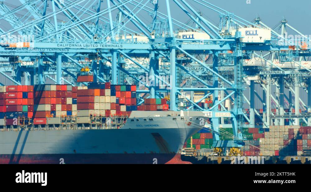Cargo container ship and cranes during the heat wave in Los Angeles ...