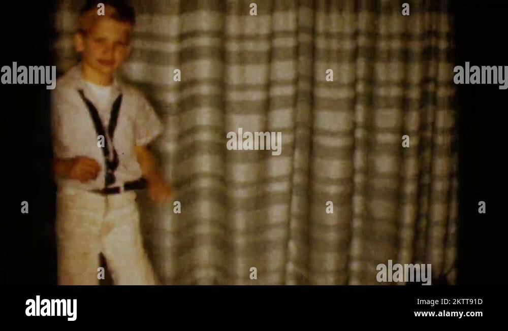 Boy limping Stock Videos & Footage - HD and 4K Video Clips - Alamy