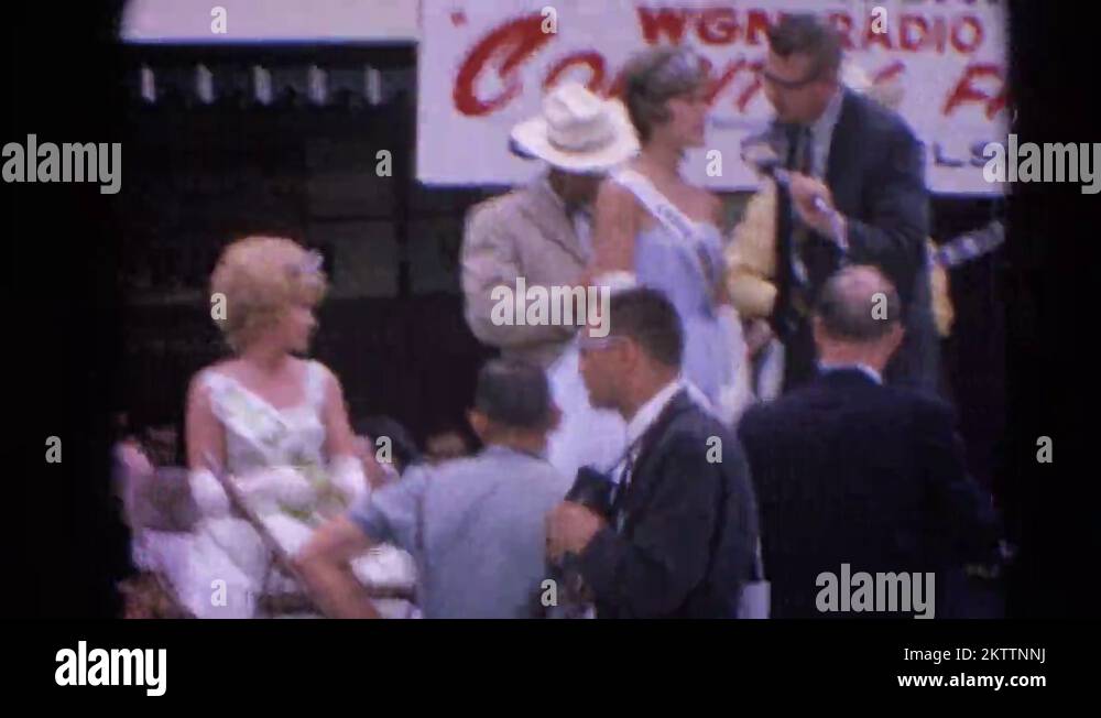 Wearing a sash Stock Videos & Footage - HD and 4K Video Clips - Alamy