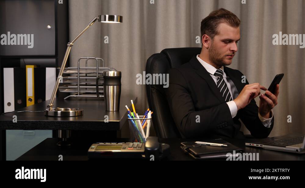 Network office Stock Videos & Footage - HD and 4K Video Clips - Alamy