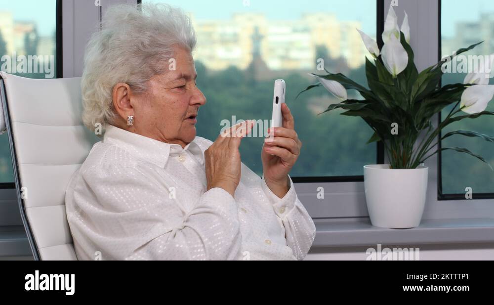 Video telephone call Stock Videos & Footage - HD and 4K Video Clips - Alamy