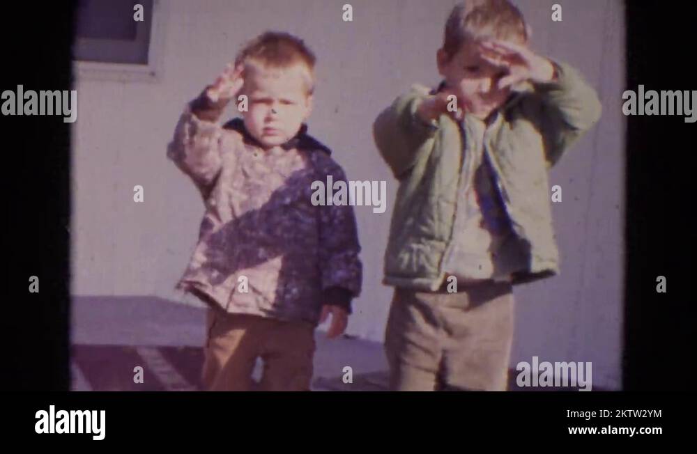 Kids waving goodbye Stock Videos & Footage - HD and 4K Video Clips - Alamy