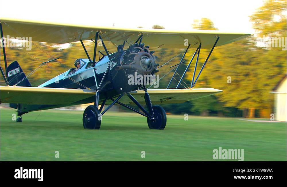 Bi wing design Stock Videos & Footage - HD and 4K Video Clips - Alamy