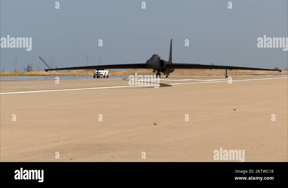 Lockheed u 2 plane Stock Videos & Footage - HD and 4K Video Clips - Alamy